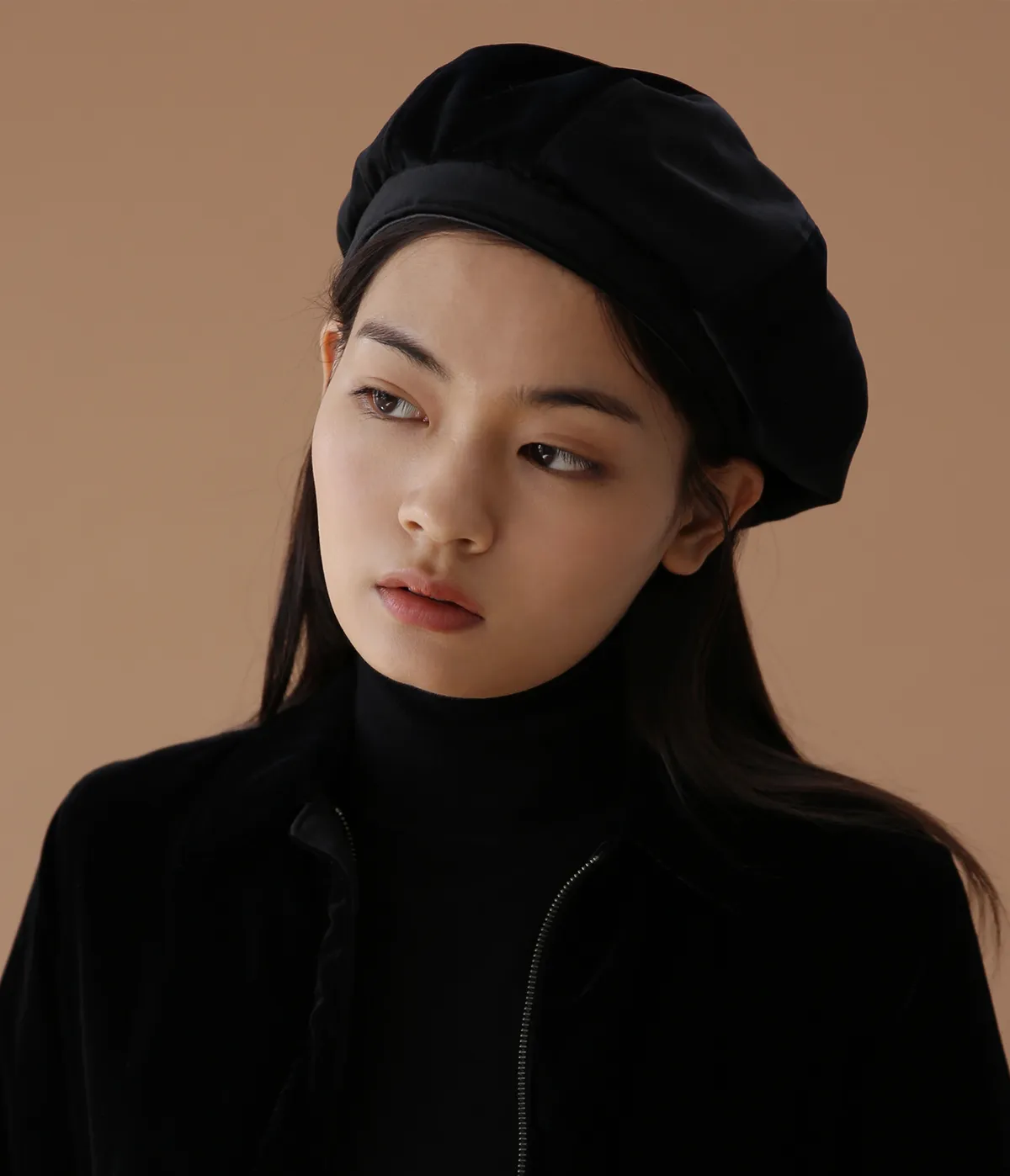BREAD BERET / VELVET / MINK BLACK - 감도 깊은 취향 셀렉트샵 29CM