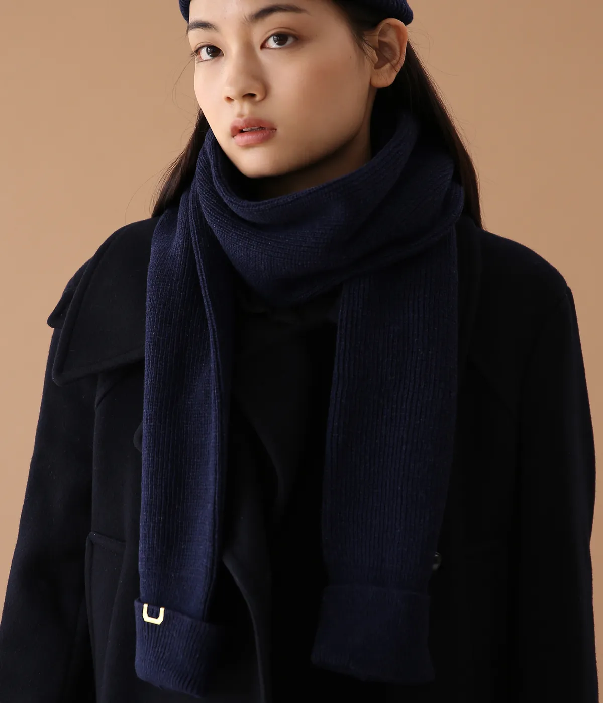 SLEEVE MUFFLER / LAMBS WOOL / HT NAVY - 감도 깊은 취향 셀렉트샵 29CM