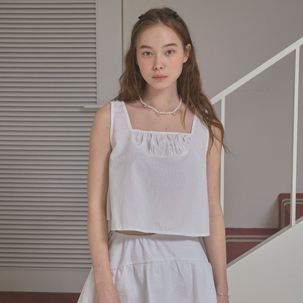 Pristine shirring vest (white) - 감도 깊은 취향 셀렉트샵 29CM