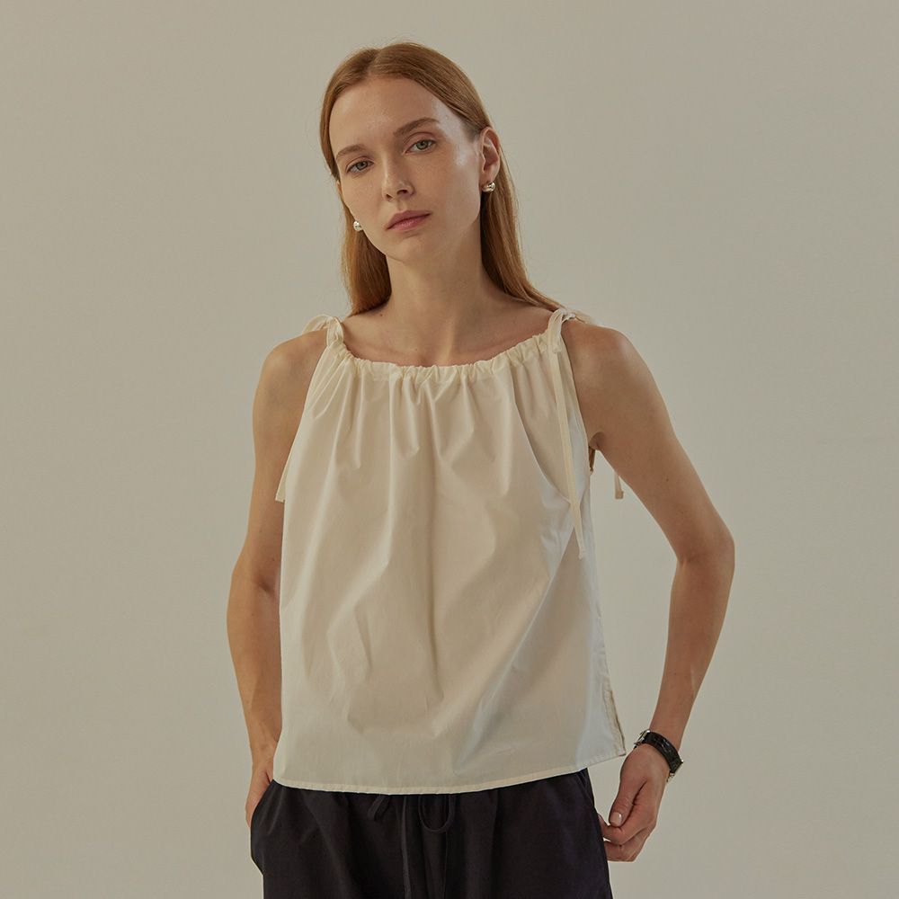 NEED STRING SLEEVELESS (2colors) - 감도 깊은 취향 셀렉트샵 29CM