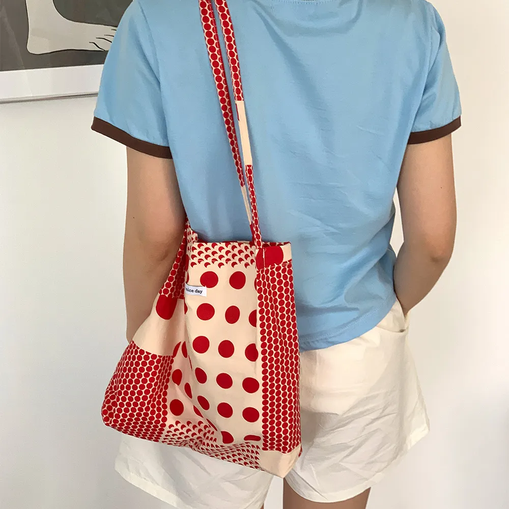 Red dot eco bag - 감도 깊은 취향 셀렉트샵 29CM