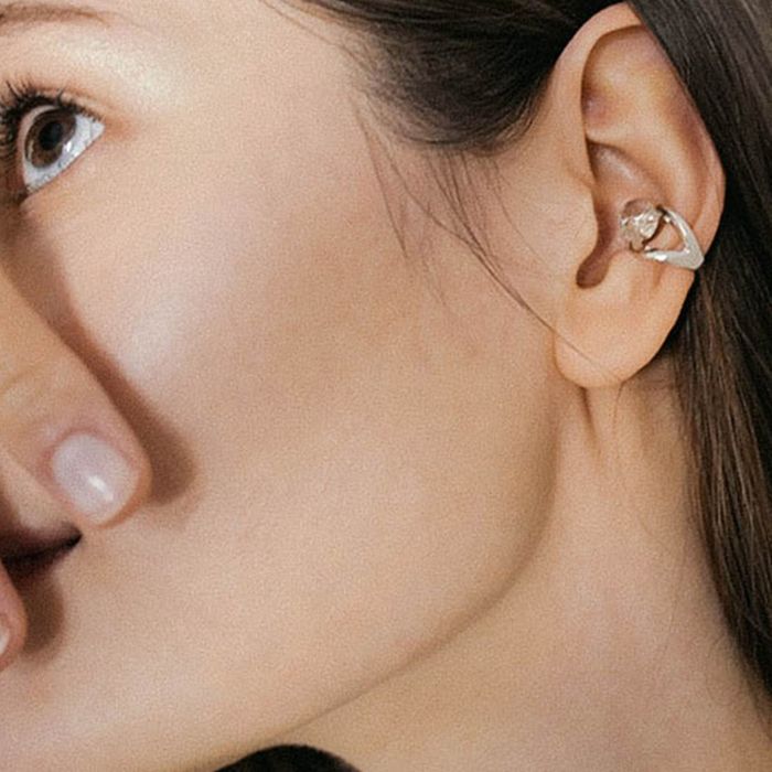 Two line earcuff - 감도 깊은 취향 셀렉트샵 29CM