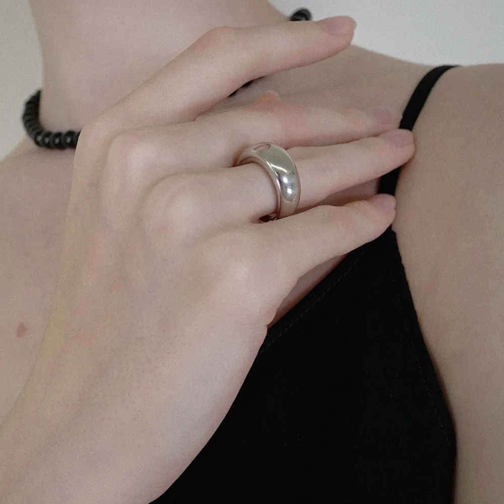 bold crescent ring - 감도 깊은 취향 셀렉트샵 29CM