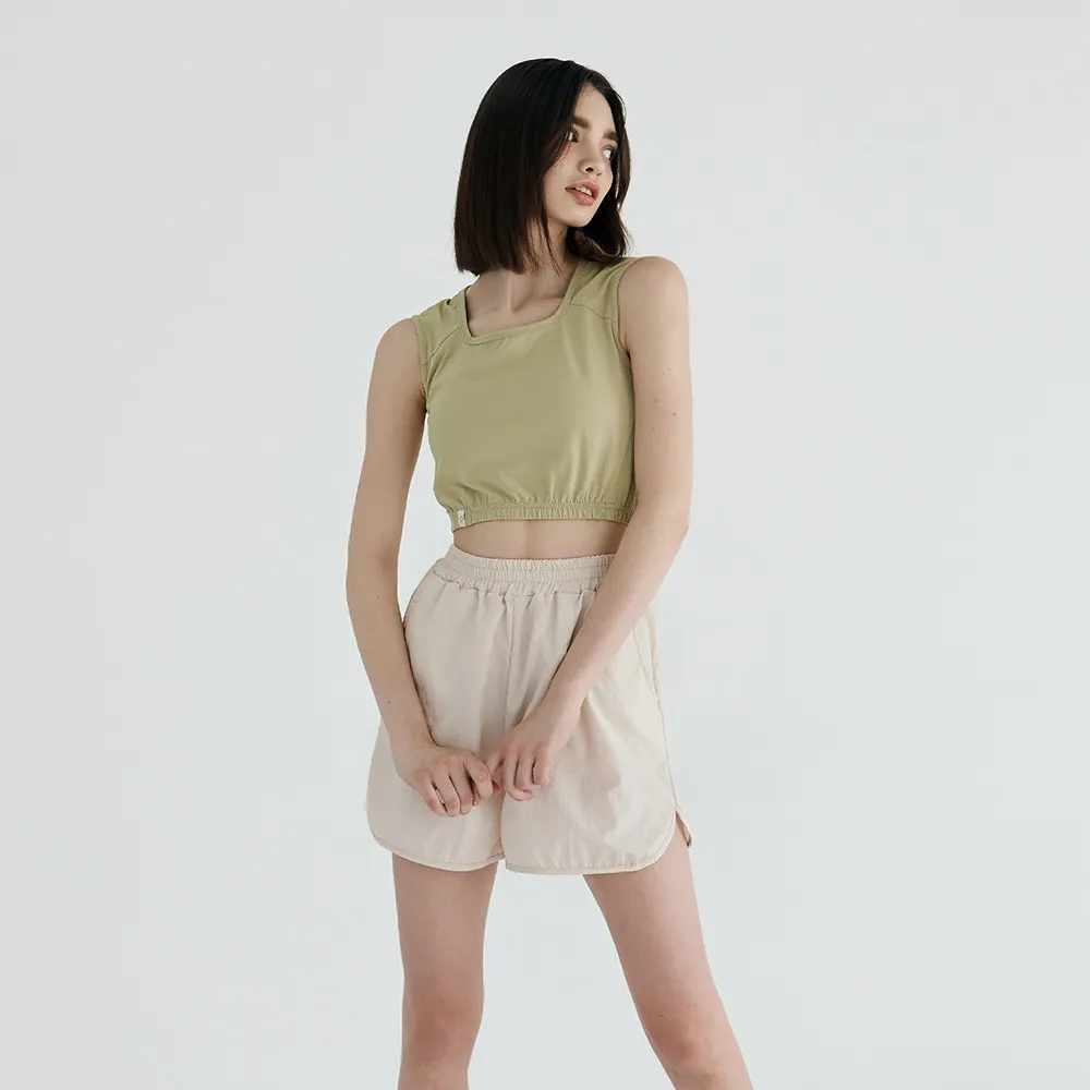 여성 요가복 DEVI-TS0039-그린샌드 필라테스 엠보 크롭 슬리브리스 - 감도 깊은 취향 셀렉트샵 29CM