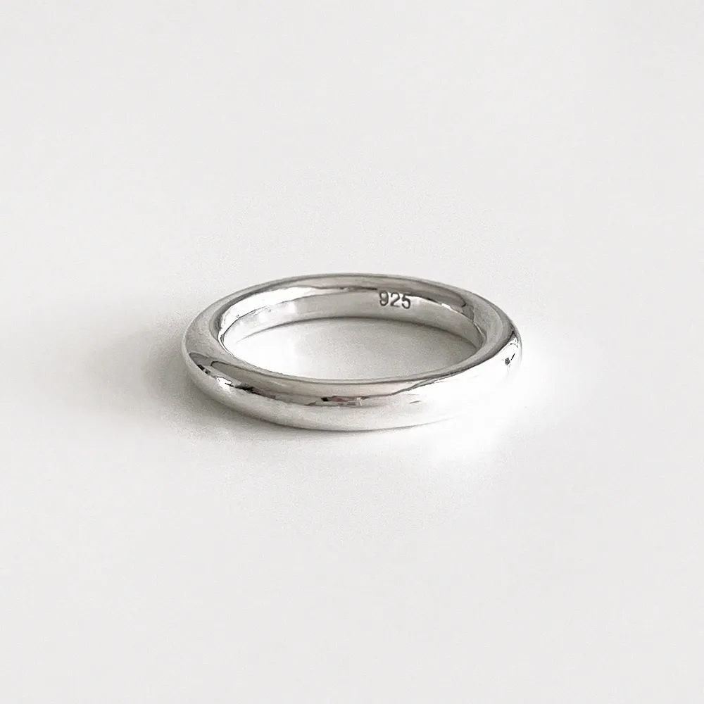 Plain ring 유광 (silver) - 감도 깊은 취향 셀렉트샵 29CM