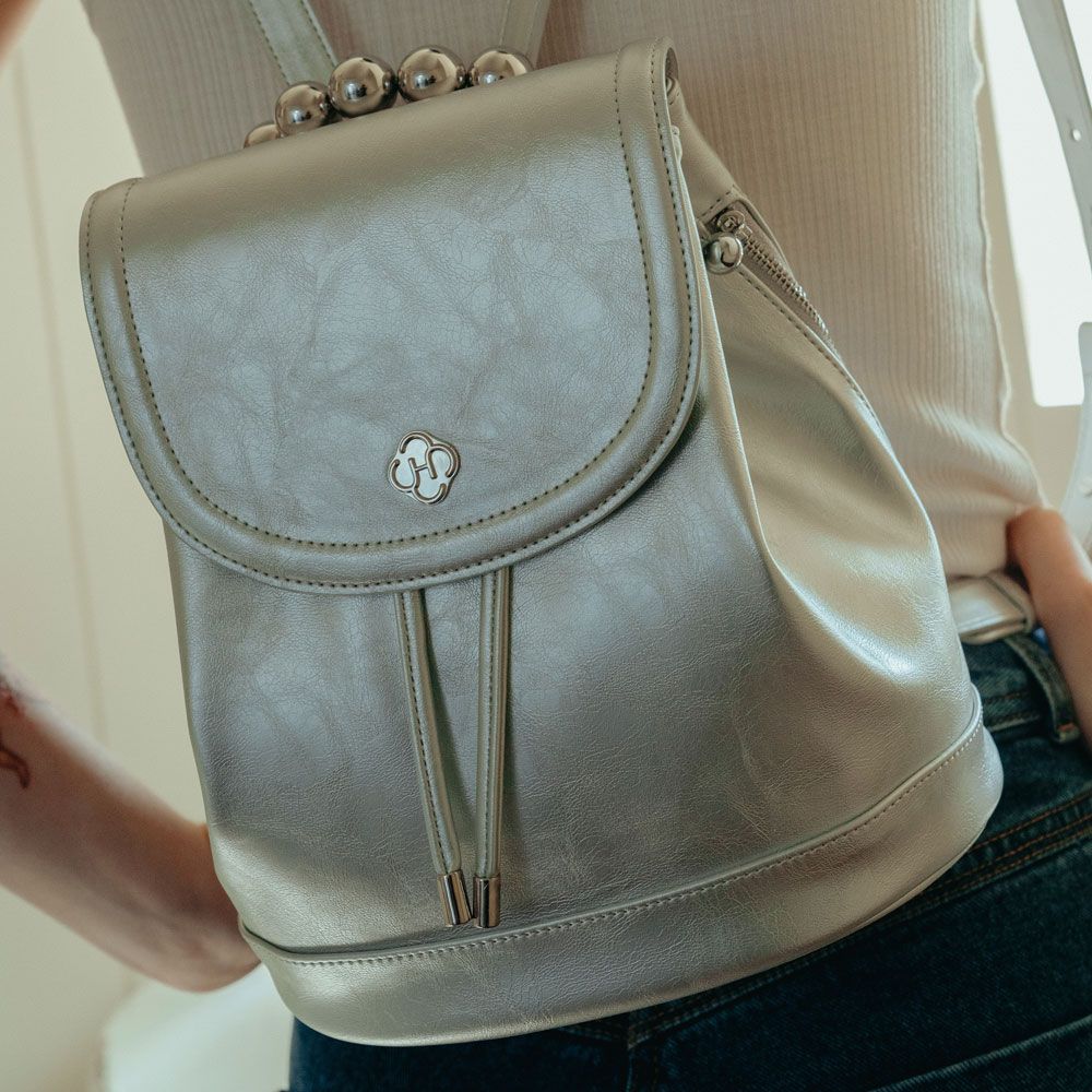 [2차 리오더] Ari Beads Backpack 아리 비즈 백팩_Silver - 감도 깊은 취향 셀렉트샵 29CM