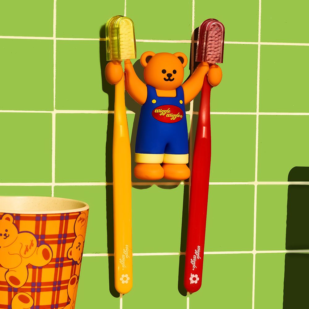 칫솔 홀더 - Wiggle Bear - 감도 깊은 취향 셀렉트샵 29CM