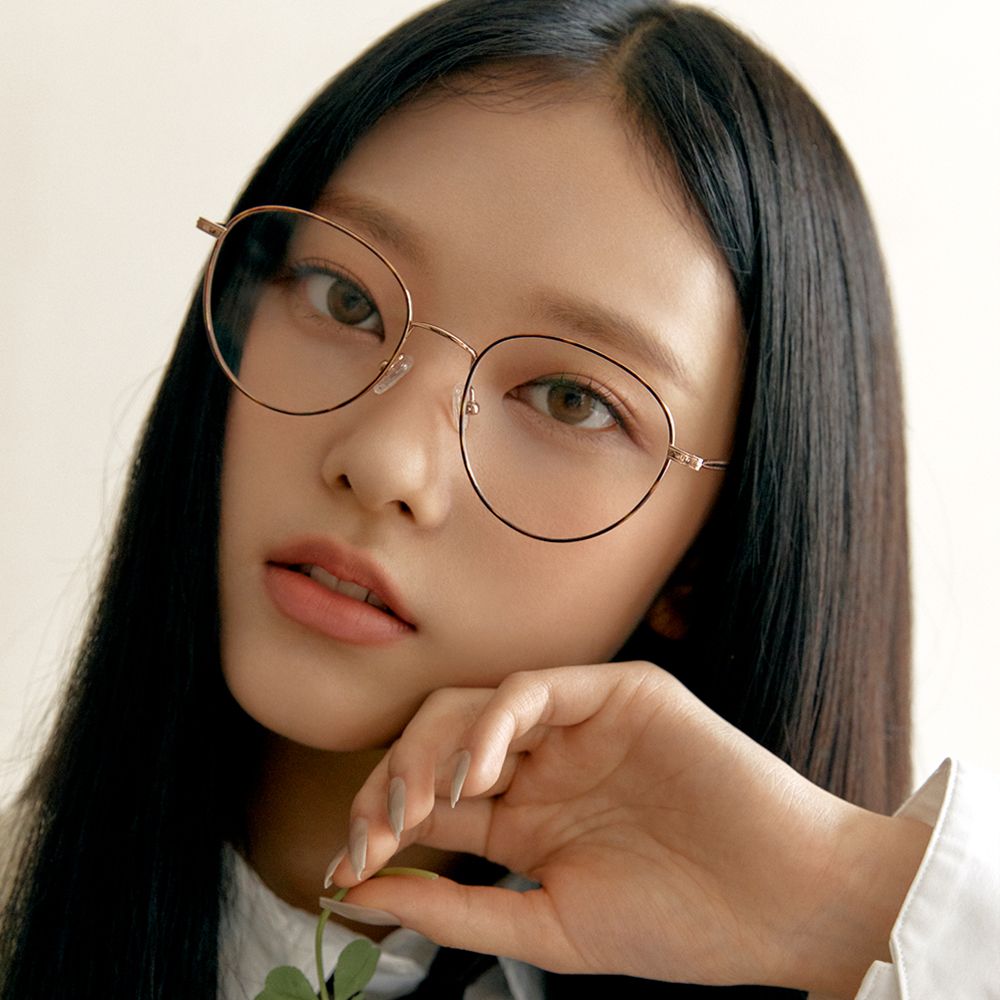 [뉴진스 해린 착용] 아르네 C5 - 감도 깊은 취향 셀렉트샵 29CM