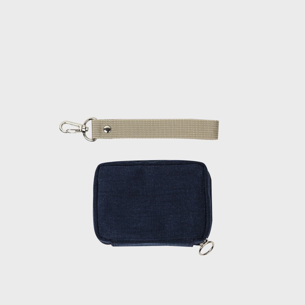 MINI STRAP POUCH _ BREEZE (Navy) 미니 스트랩 파우치 _ 브리즈 - 감도 깊은 취향 셀렉트샵 29CM
