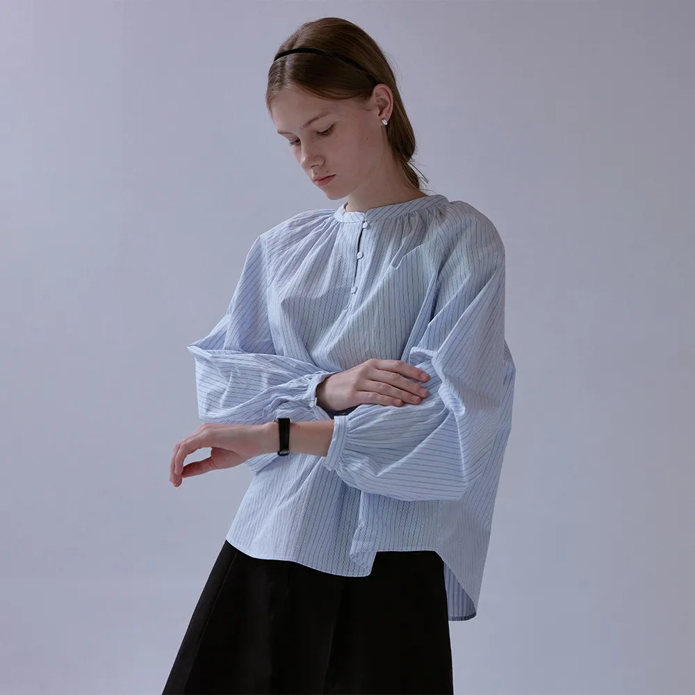Button loop blouse (blue stripe) - 감도 깊은 취향 셀렉트샵 29CM