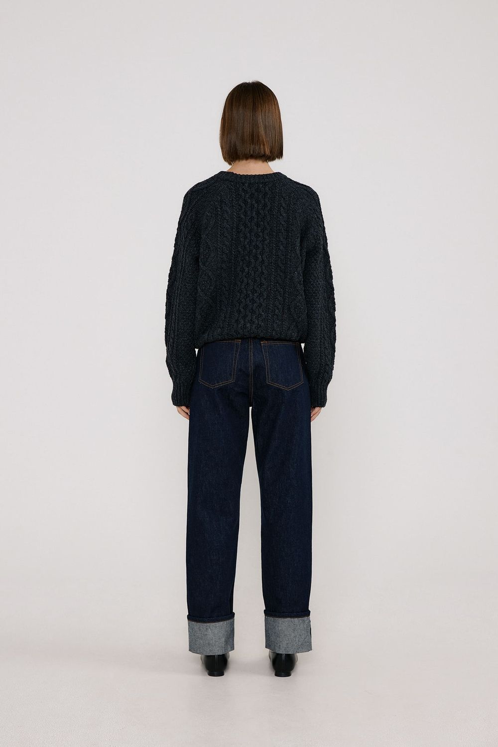 Classic Cable Knit (Charcoal) - 감도 깊은 취향 셀렉트샵 29CM