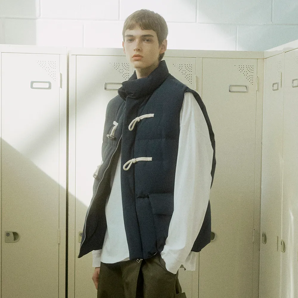 DTO Wappen Puffer Down Gilet_Dark Navy - 감도 깊은 취향 셀렉트샵 29CM