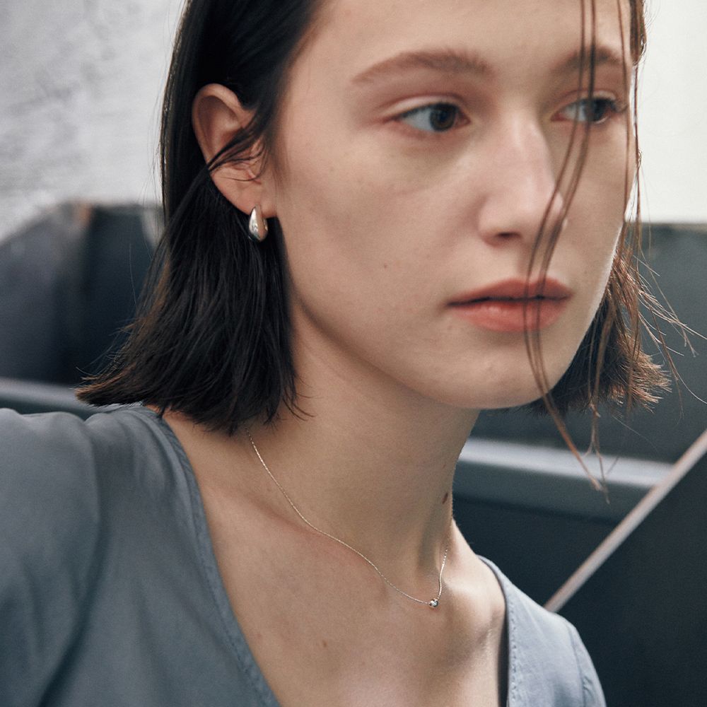 [925 silver] Deux.silver.150 / pooh earring (silver) - 감도 깊은 취향 셀렉트샵 29CM