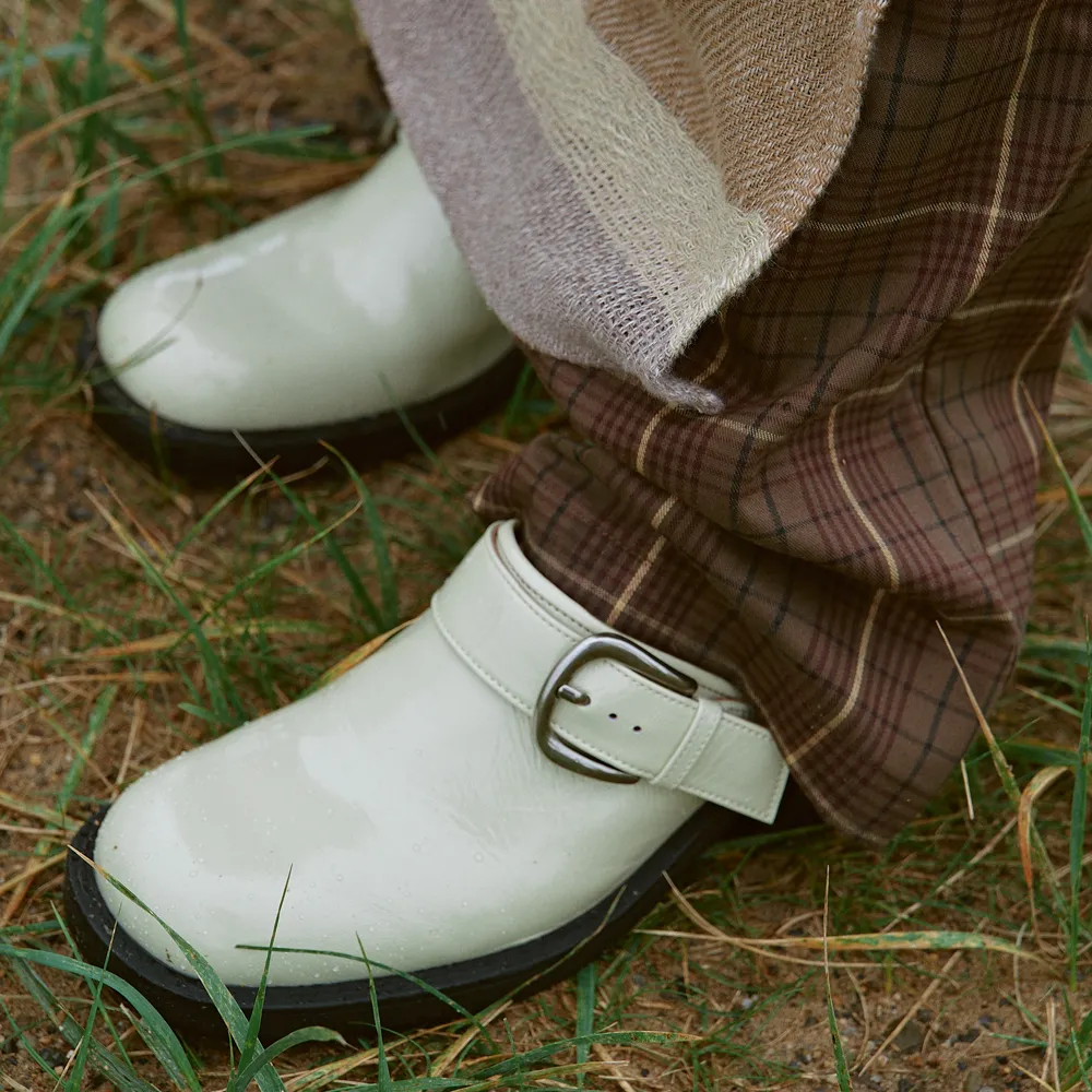 Preppy mule(Glow sand beach) - 감도 깊은 취향 셀렉트샵 29CM