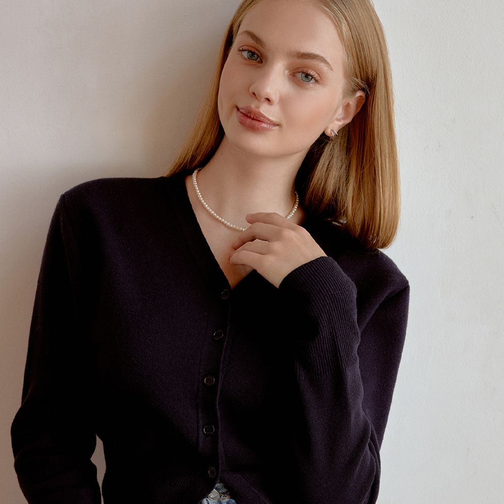 Re_l logo volume cardigan (navy) - 감도 깊은 취향 셀렉트샵 29CM