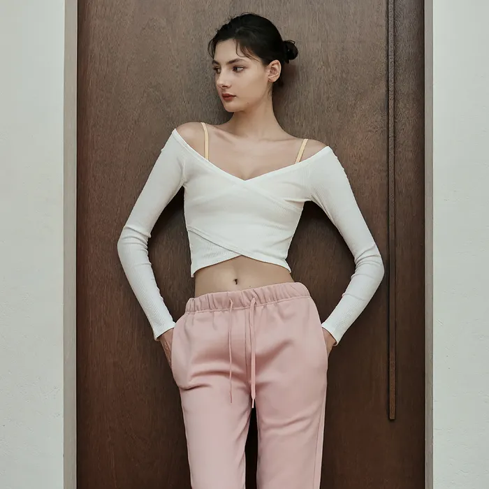 여성 요가복 DEVI-T0096-화이트 필라테스 엔조이 랩 크롭티 - 감도 깊은 취향 셀렉트샵 29CM