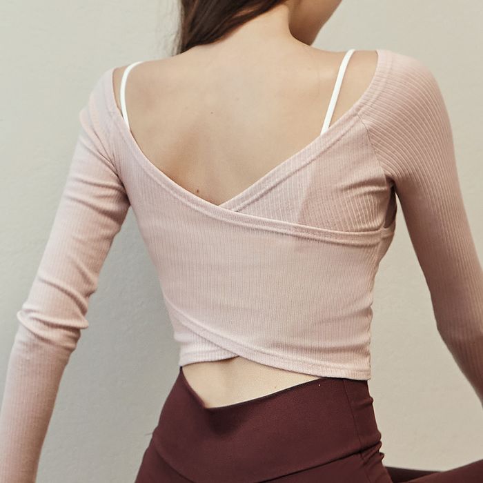 여성 요가복 DEVI-T0096-살몬핑크 필라테스 엔조이 랩 크롭티 - 감도 깊은 취향 셀렉트샵 29CM