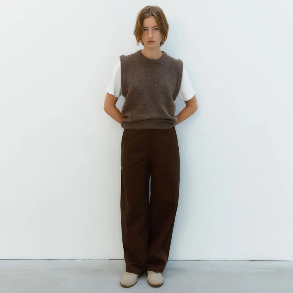 Tapered Line Trousers (Brown) - 감도 깊은 취향 셀렉트샵 29CM