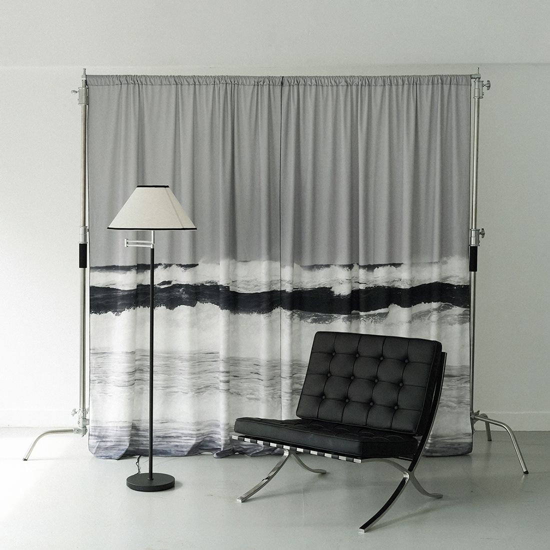 [29CM 단독] mono wave 극세사 커튼 (154x230) - 감도 깊은 취향 셀렉트샵 29CM