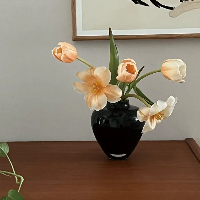 [EPOK 에포크] 블랙 미니 유리 클레어화병 - 감도 깊은 취향 셀렉트샵 29CM