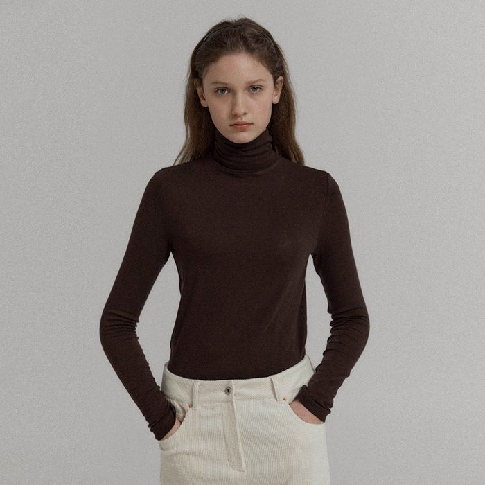 Turtle neck top (Brown) - 감도 깊은 취향 셀렉트샵 29CM