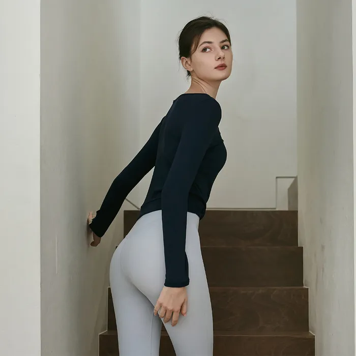 여성 요가복 DEVI-T0095-네이비 필라테스 릴리즈 꼬임 롱슬리브 - 감도 깊은 취향 셀렉트샵 29CM