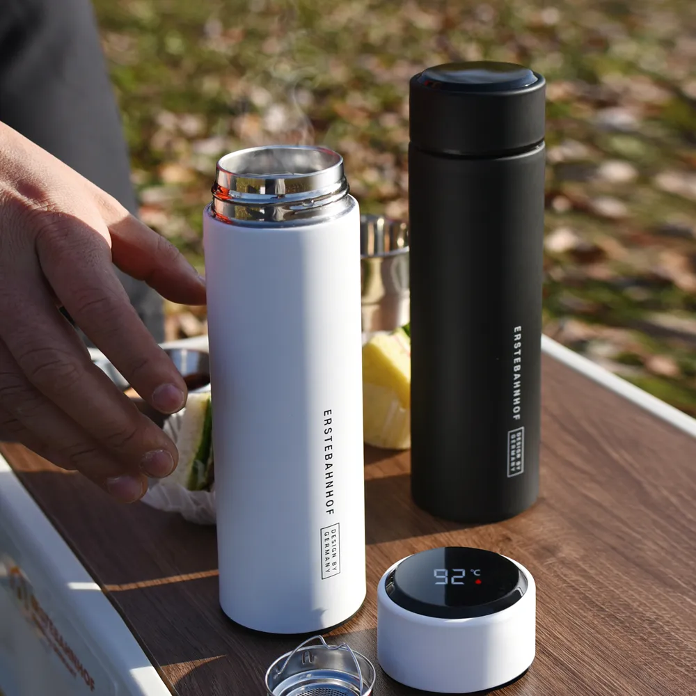 온도표시 스마트 텀블러 500ml 블랙/화이트 [보온 보냉 분유 등산] - 감도 깊은 취향 셀렉트샵 29CM