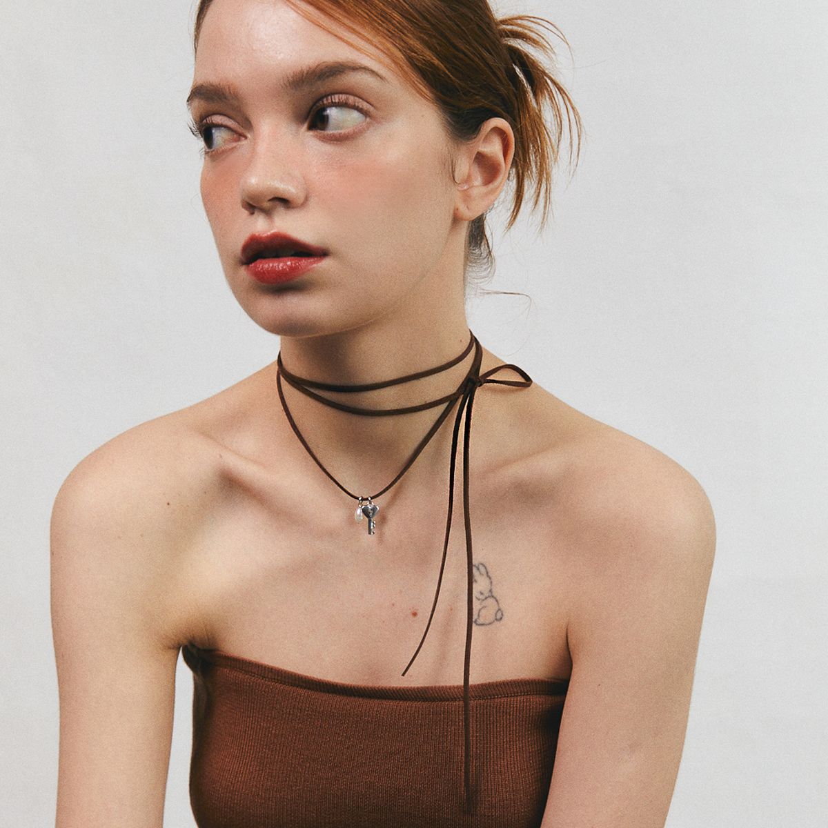 a.p.o Heart key Suede String N.(2color) - 감도 깊은 취향 셀렉트샵 29CM