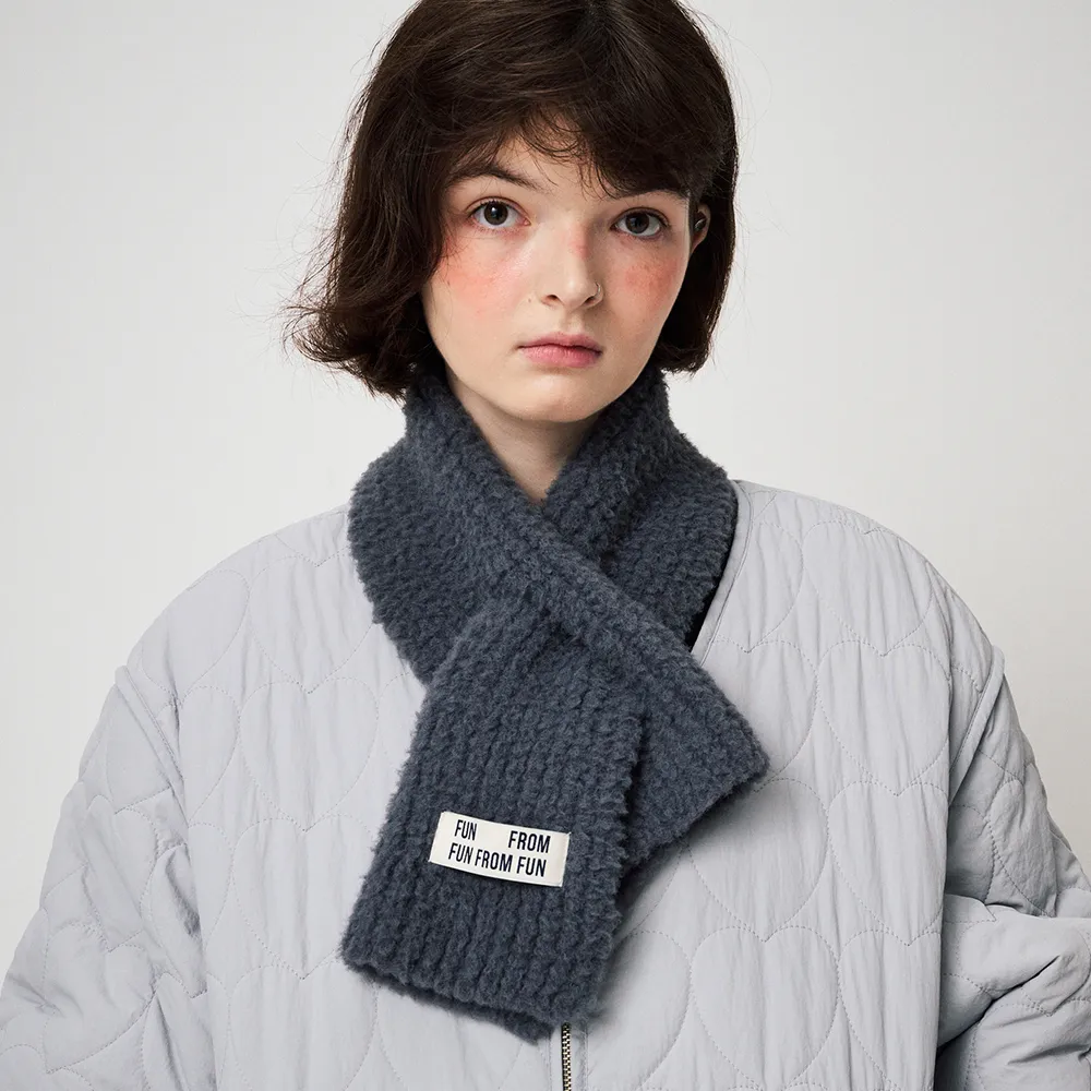 FLUFFY KNIT MUFFLER, CHARCOAL - 감도 깊은 취향 셀렉트샵 29CM