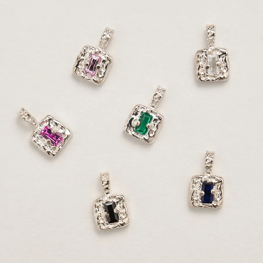 Le Fin Baguette Necklace(7stone) 르핀 바게트 목걸이 - 감도 깊은 취향 셀렉트샵 29CM