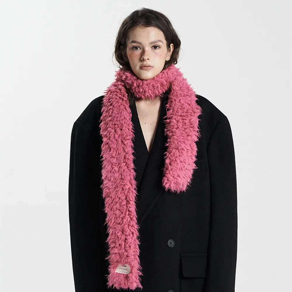 PINK FLUFFY MUFFLER - 감도 깊은 취향 셀렉트샵 29CM