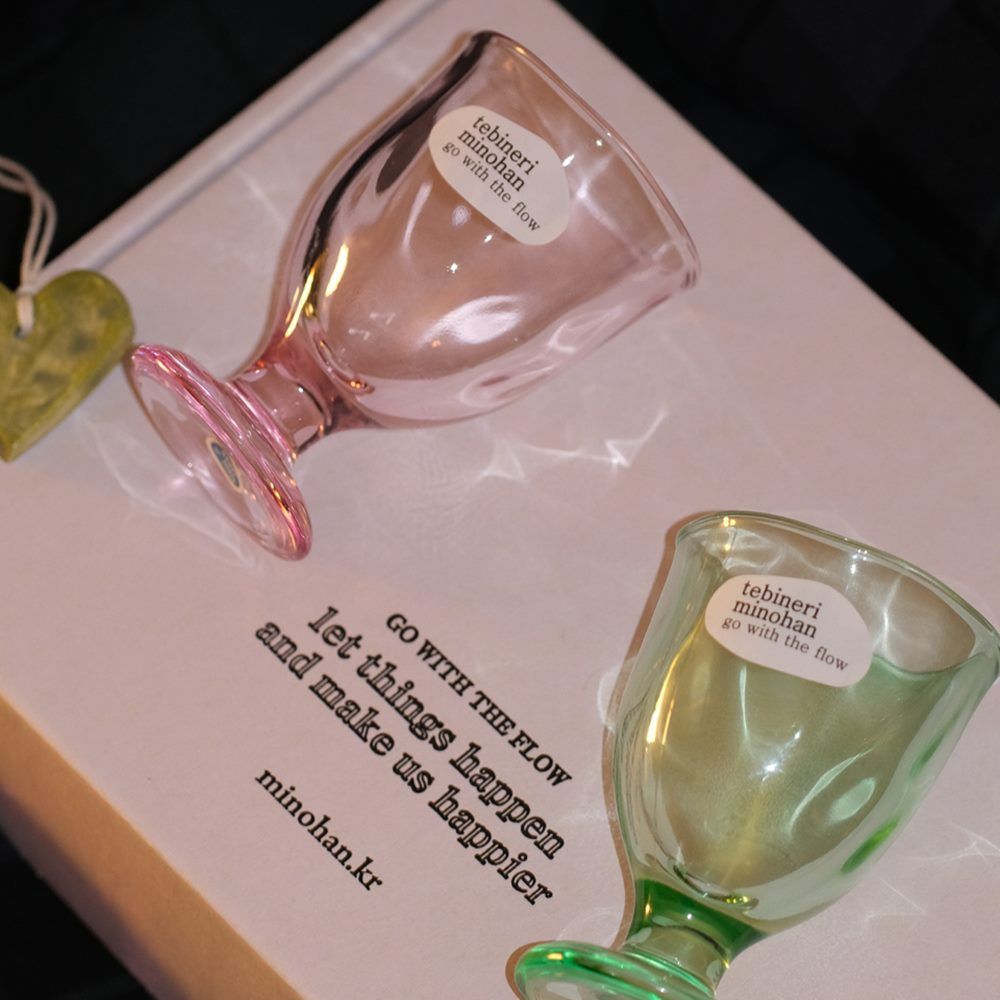 [Go with the flow] 테비네리 RGB 미니 고블렛 2p 세트_핑크&그린 - 감도 깊은 취향 셀렉트샵 29CM