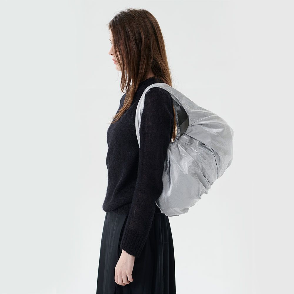 Rustling shoulder bag [Silver] - 감도 깊은 취향 셀렉트샵 29CM