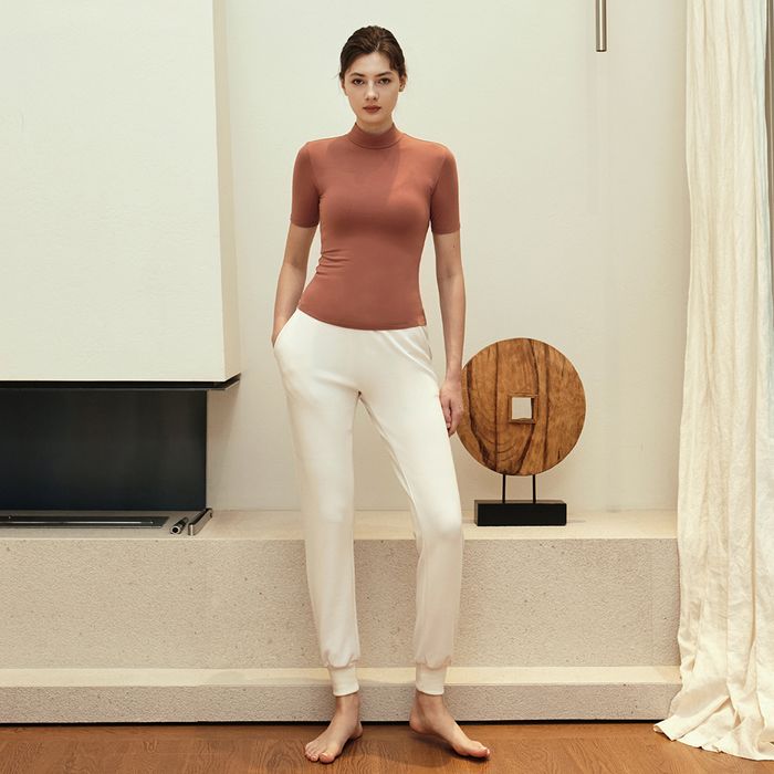 여성 요가복 DEVI-T0097-드라이로즈 필라테스 제인 하프넥 기모 반팔티 - 감도 깊은 취향 셀렉트샵 29CM
