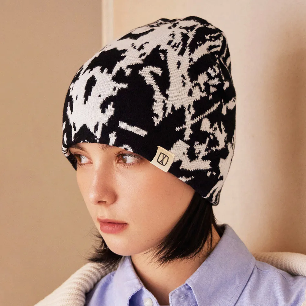 [NCT 텐 착용] VA 스프레드 스퀘어 자가드 비니 화이트 - 감도 깊은 취향 셀렉트샵 29CM