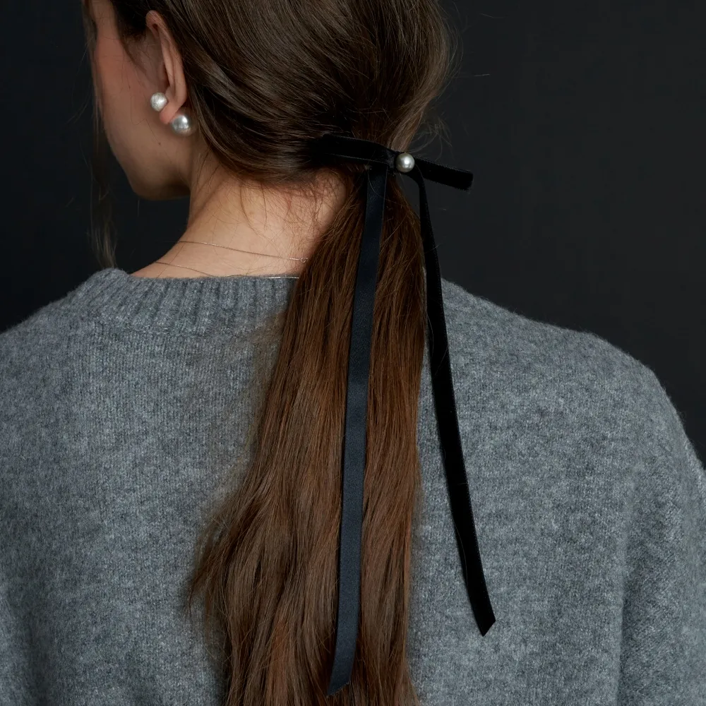 Classic Velvet Ribbon Hair Pin M (L233MHA070) - 감도 깊은 취향 셀렉트샵 29CM