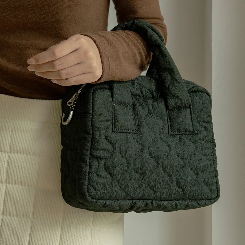 B3007 Grandma square padding bag_Black - 감도 깊은 취향 셀렉트샵 29CM