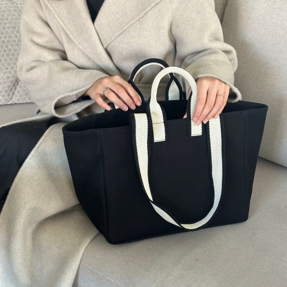 two-tone strap bag (black) - 감도 깊은 취향 셀렉트샵 29CM