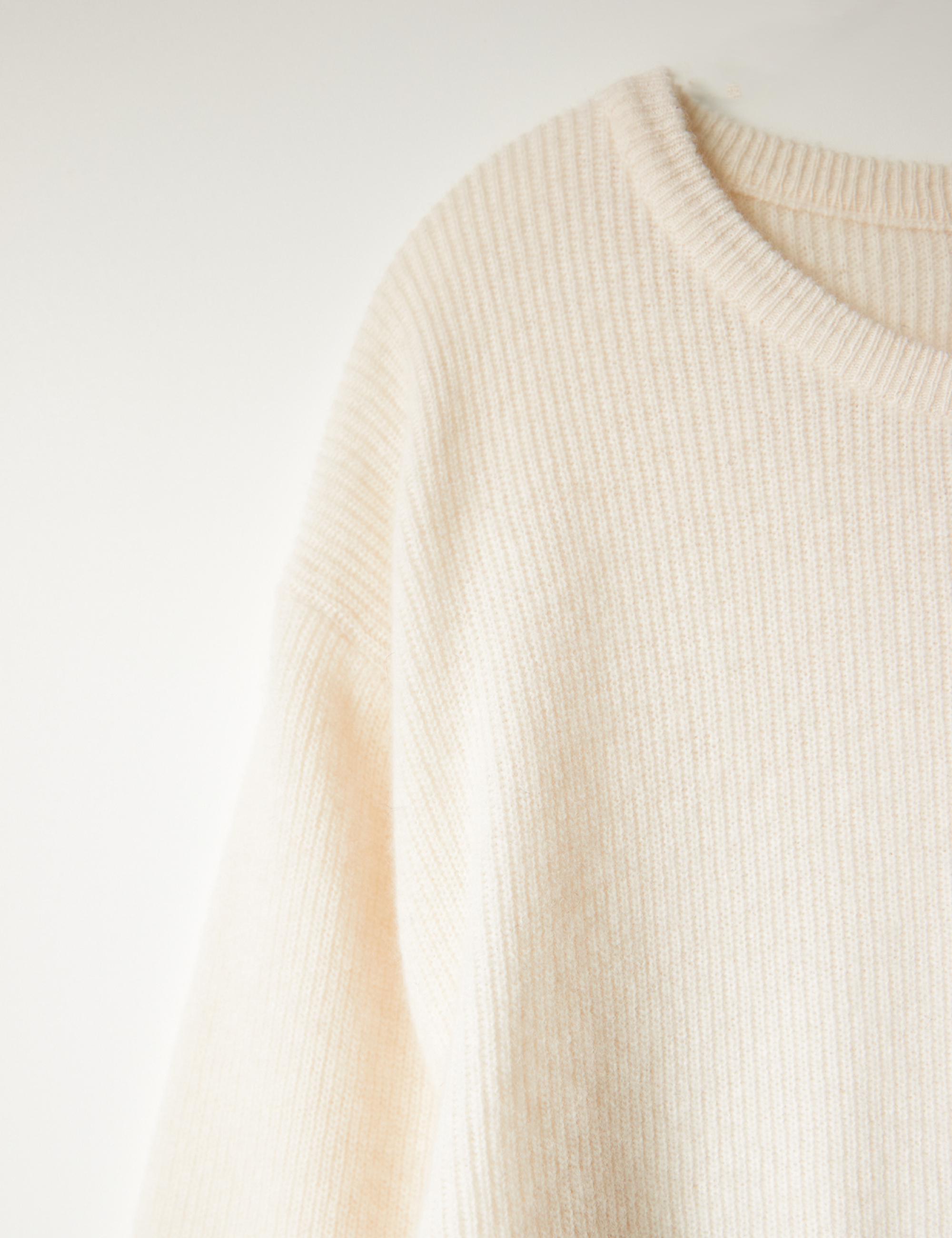Slit Unblance Wool Cashmere Knit (Ivory) - 감도 깊은 취향 셀렉트샵 29CM