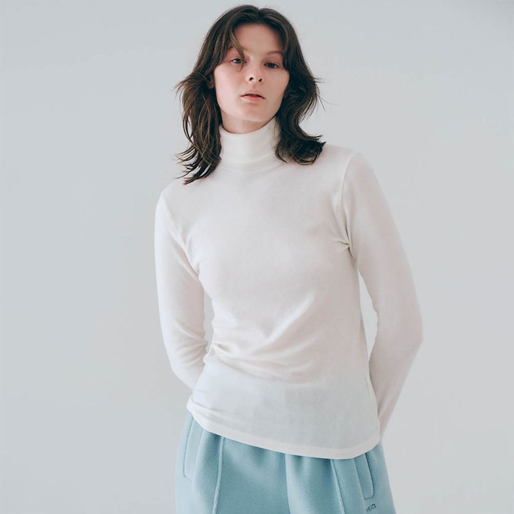 Basic wool turtleneck top (Ivory)) - 감도 깊은 취향 셀렉트샵 29CM