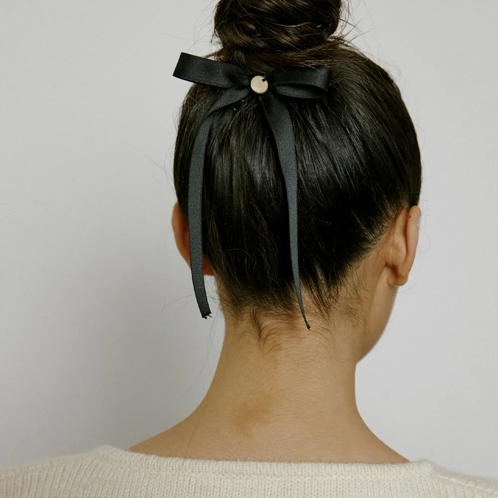 Lucir zu hair clip ribbon (Satin) - 감도 깊은 취향 셀렉트샵 29CM