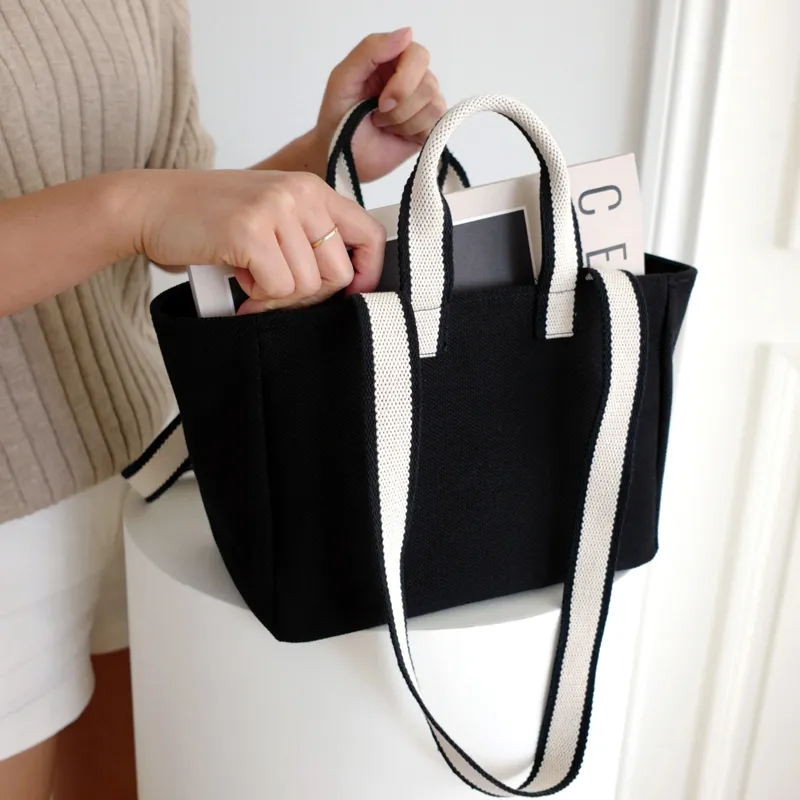 Mini Two-tone Strap Bag (black) - 감도 깊은 취향 셀렉트샵 29CM
