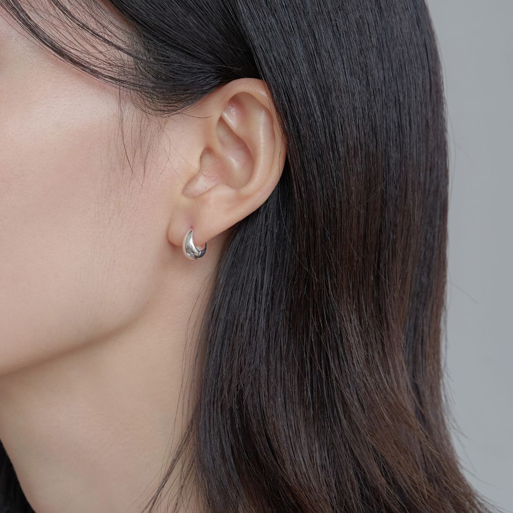 Water Drop Ring Earring (2 Size) - 감도 깊은 취향 셀렉트샵 29CM