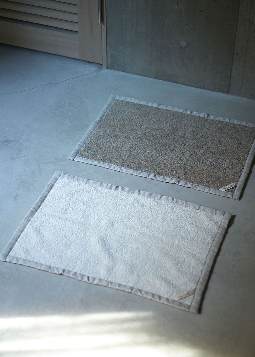 [FOG LINEN WORK] Linen Pile Bath Mat White - 감도 깊은 취향 셀렉트샵 29CM