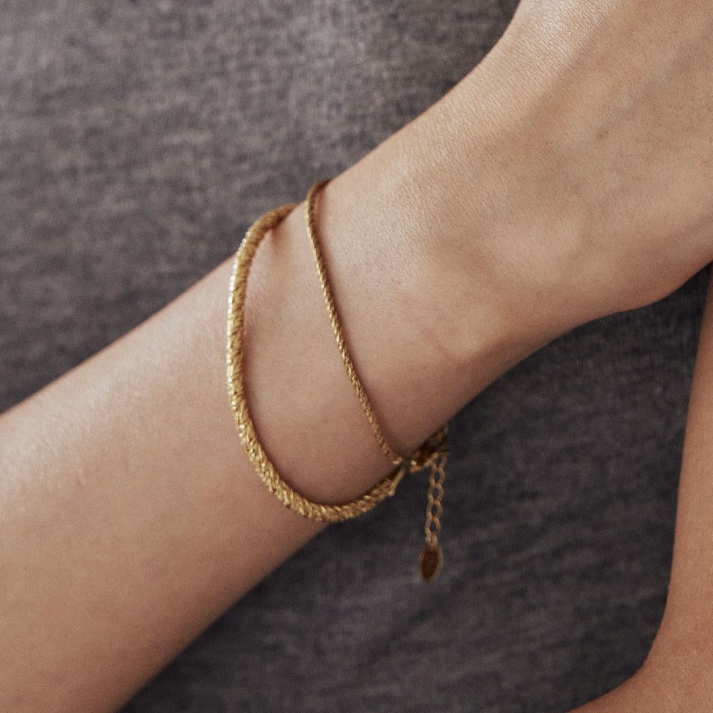 twist bracelet 02 - 감도 깊은 취향 셀렉트샵 29CM