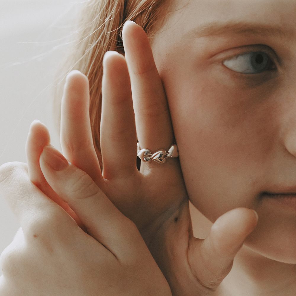 Plumpy Heart Ring - 감도 깊은 취향 셀렉트샵 29CM