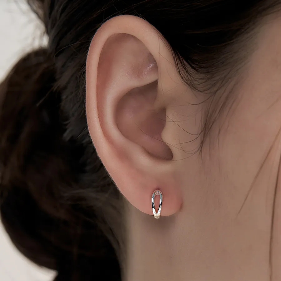 [설현 착용] [sv925]cynical one-touch earring - 감도 깊은 취향 셀렉트샵 29CM