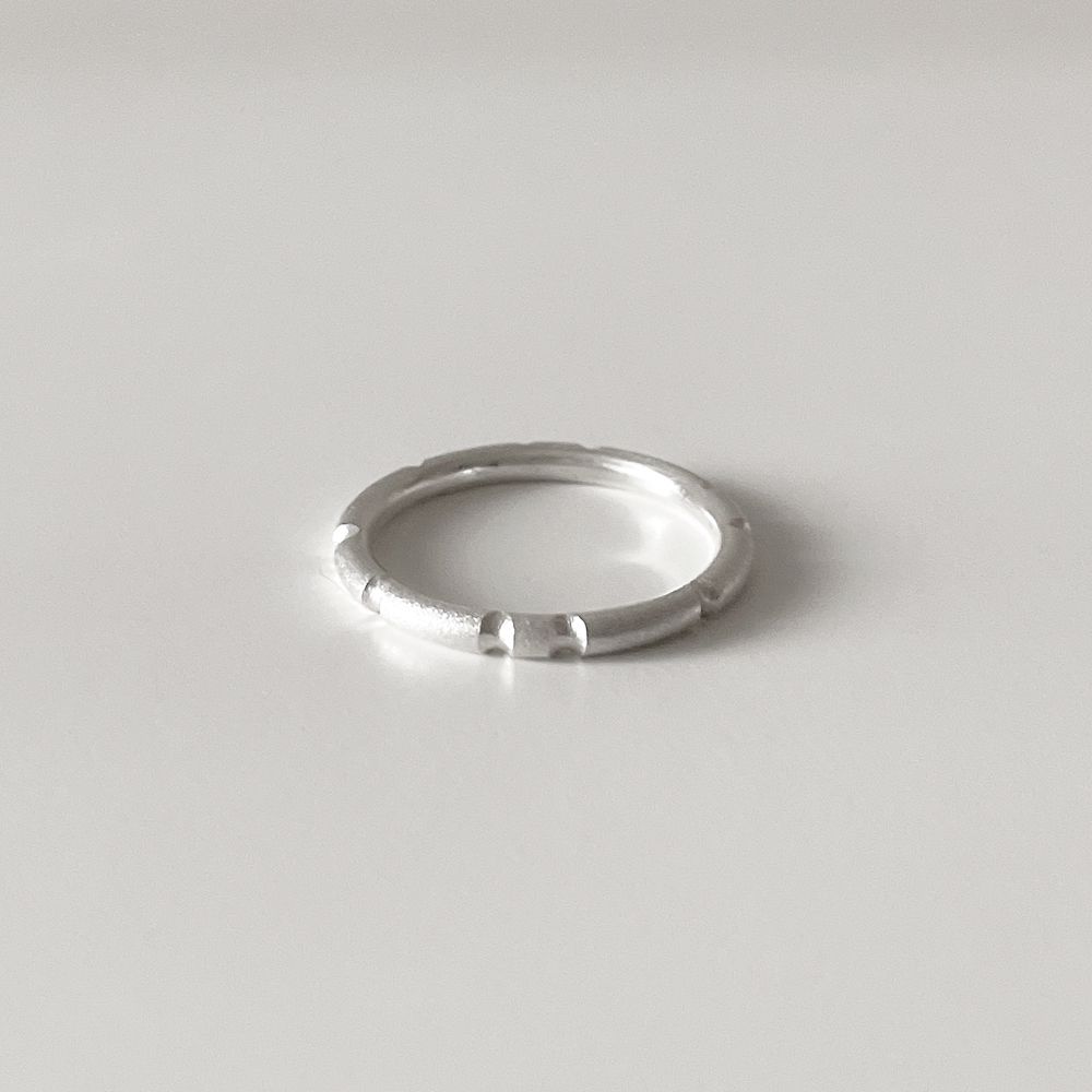Bite ring(silver) - 감도 깊은 취향 셀렉트샵 29CM