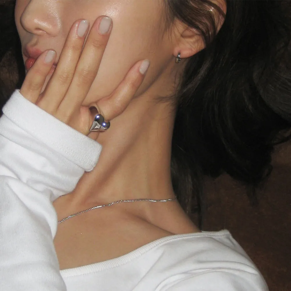 Volume heart symbol ring - 감도 깊은 취향 셀렉트샵 29CM