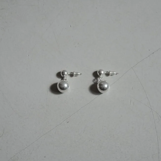 Daria Earrings [Silver] - 감도 깊은 취향 셀렉트샵 29CM